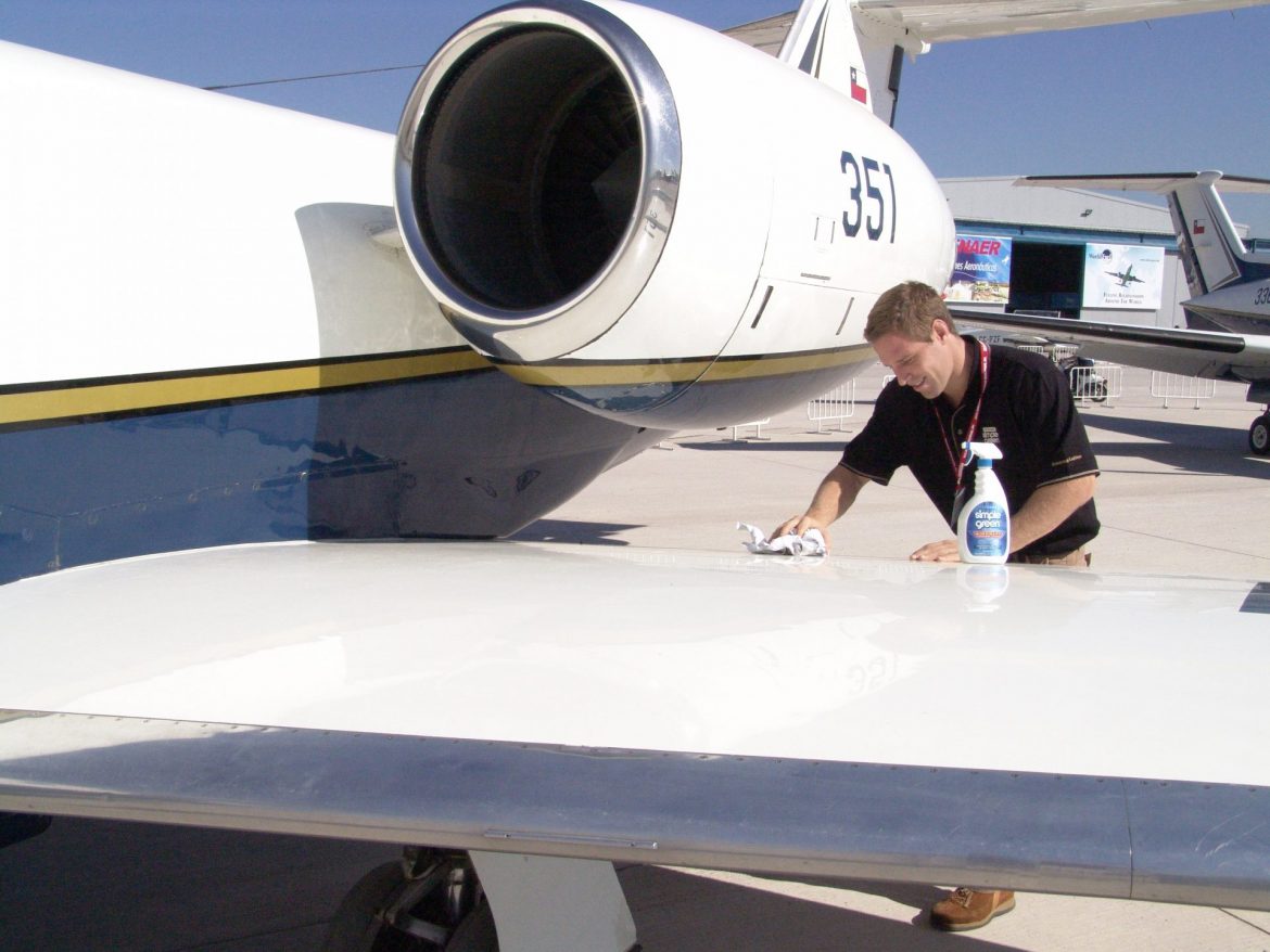 Aviation Cleaning | Ex Trade Trapp u. Partner GmbH